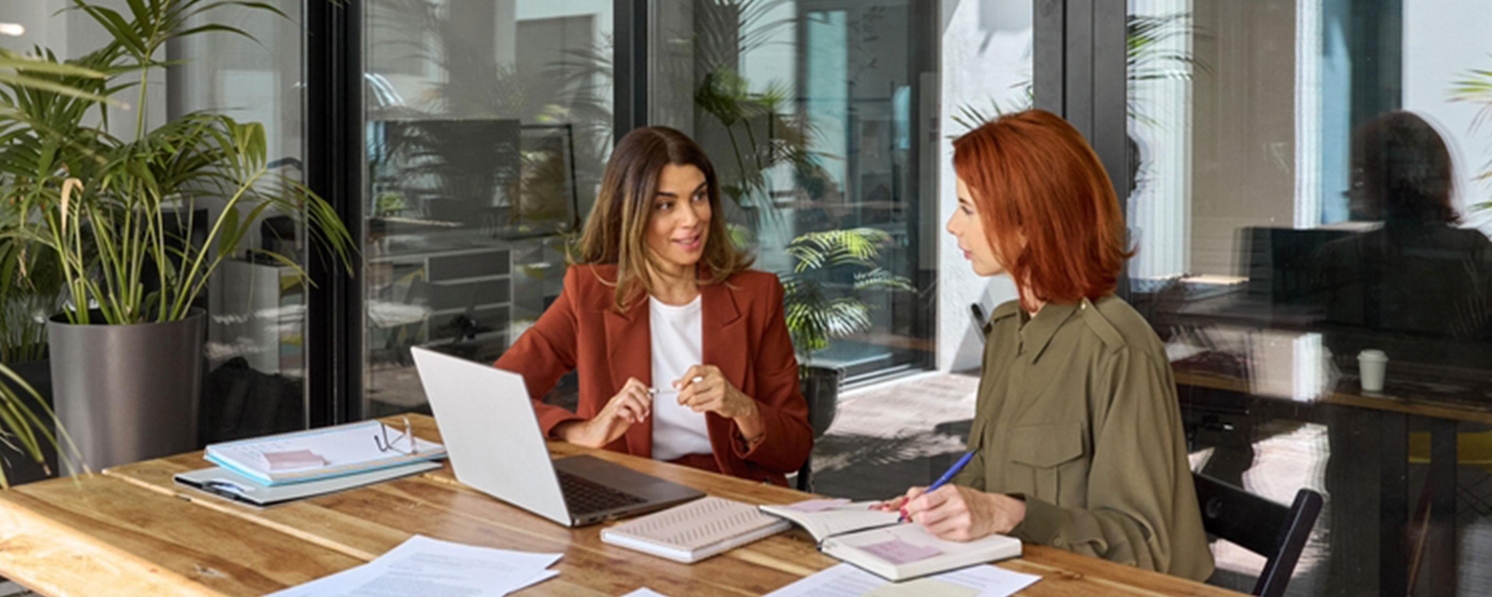 How to respond if an employer extends your probation period | Robert Half