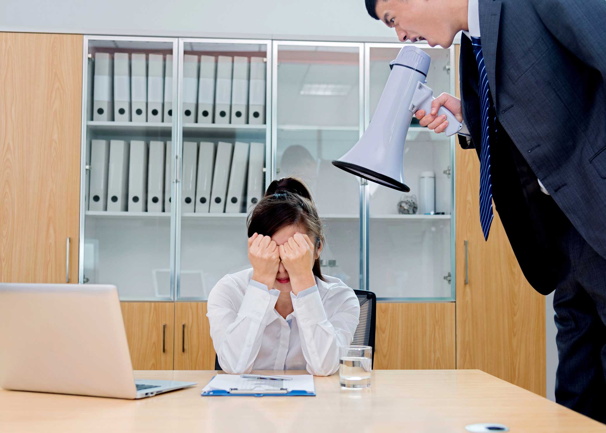 Bad leadership: 10 mistakes every great leader avoids | Robert Half